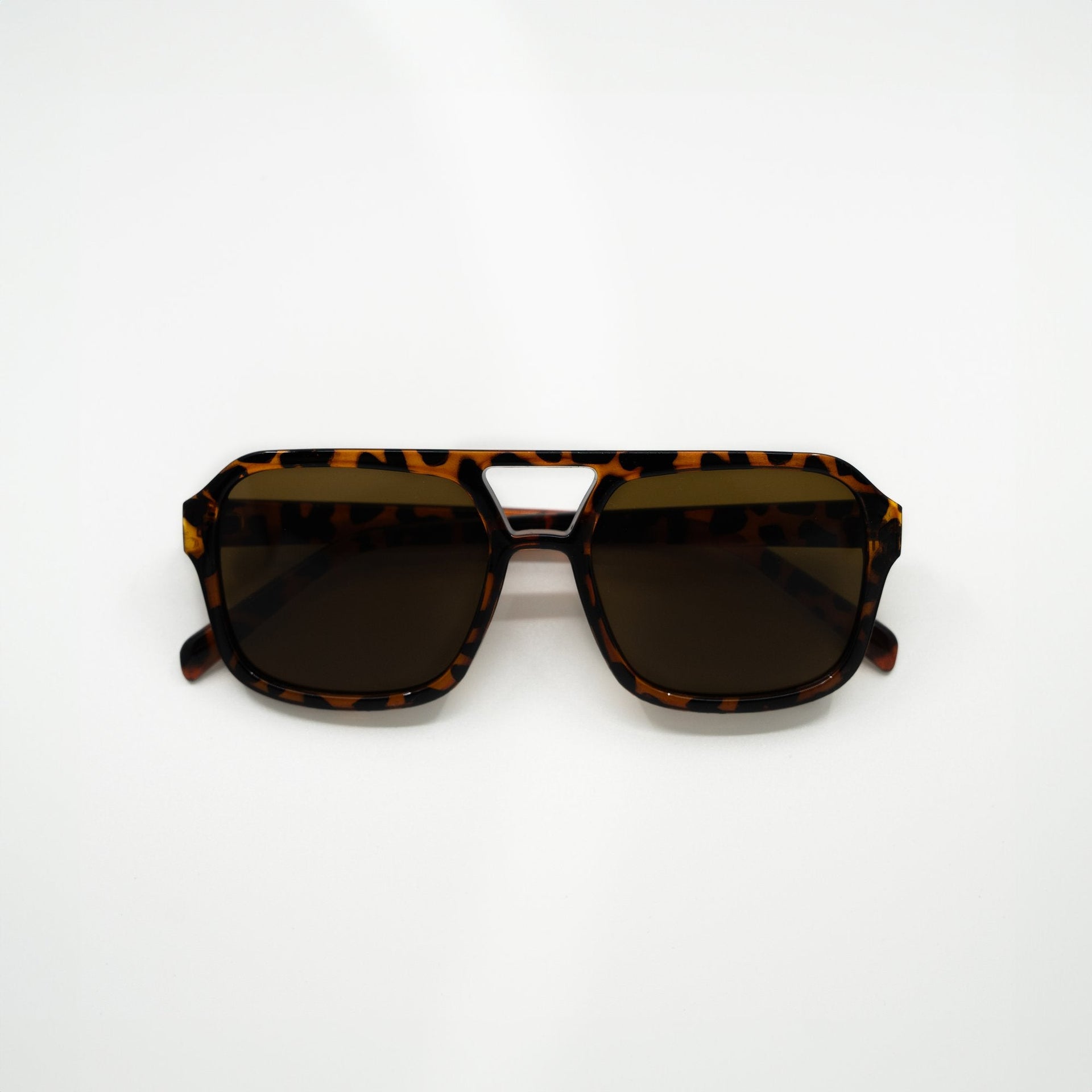 DAKIN | Leopard – EYEKØNIK EYEWEAR